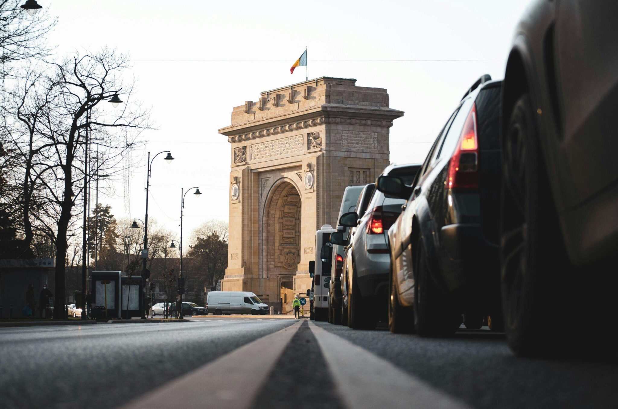 Arcul de Triumf din București: Program de vizitare și t… — DeBucurești