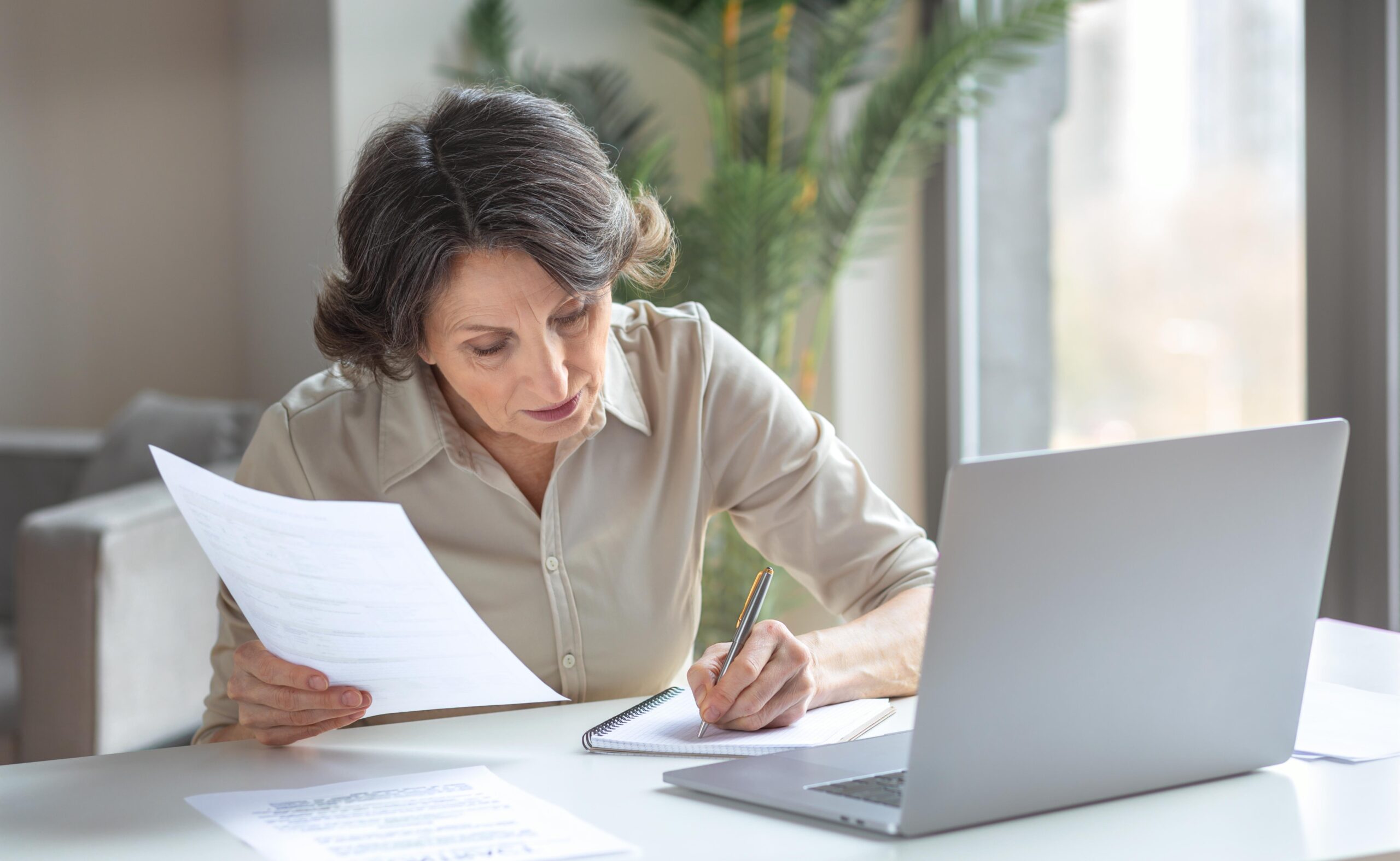 Românii pot ieși mai devreme la pensie, fără penalizări. Ce perioade ...