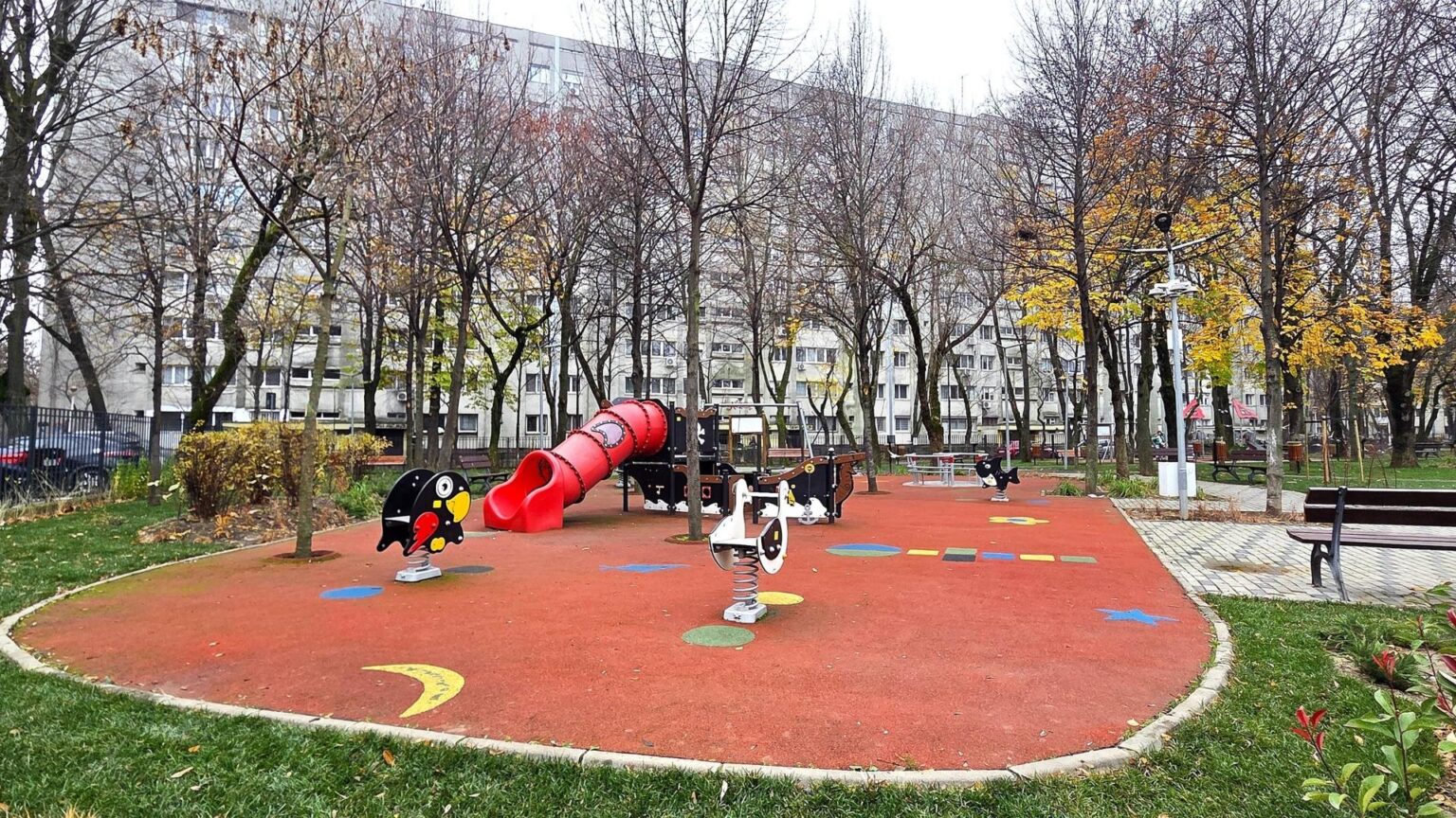 Parcul Băiculești din cartierul Pajura a fost moderniza… — DeBucurești
